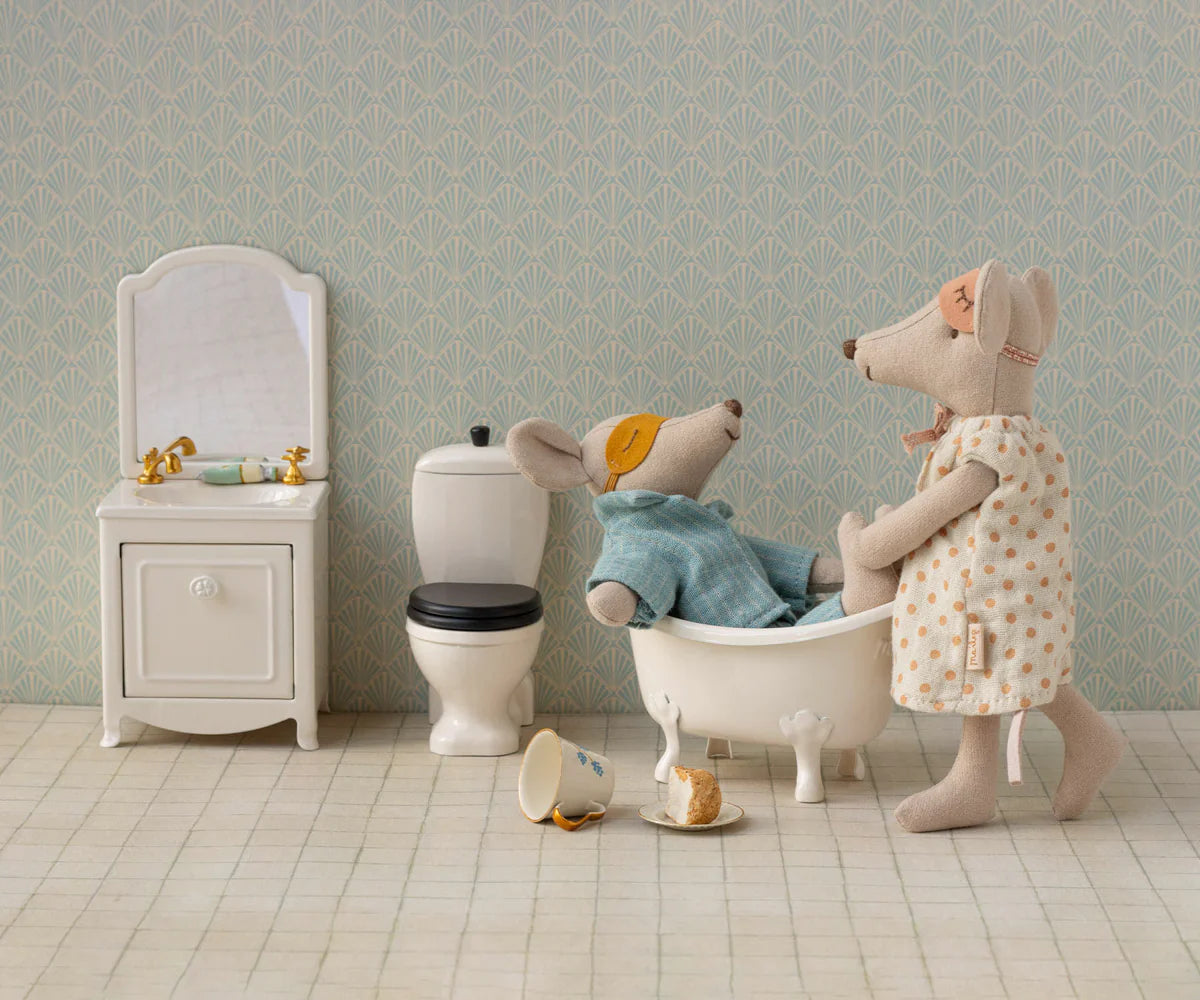 Mouse Sink Dresser | Off White – Janes - Family Shop